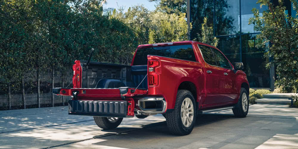 Silverado 1500 vs Toyota Tundra | Den Kelly Chevrolet GMC