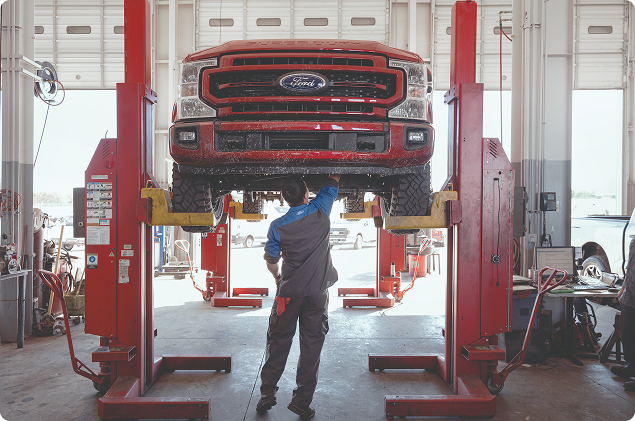 Pro Elite Service Center | Gresham Ford